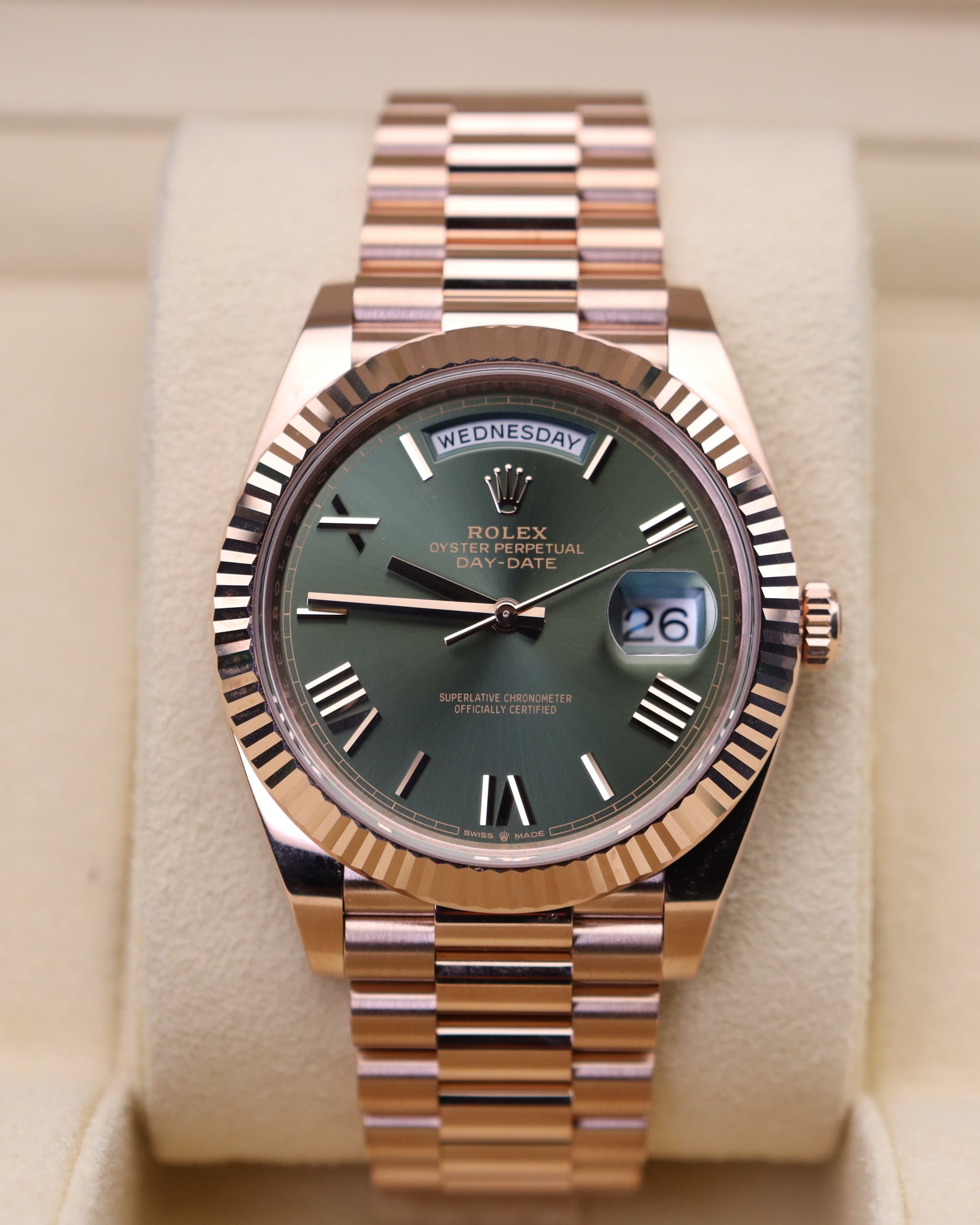 Rolex Day-Date 40 Olive Green Dial Rose Gold Presidential 228235 Full ...